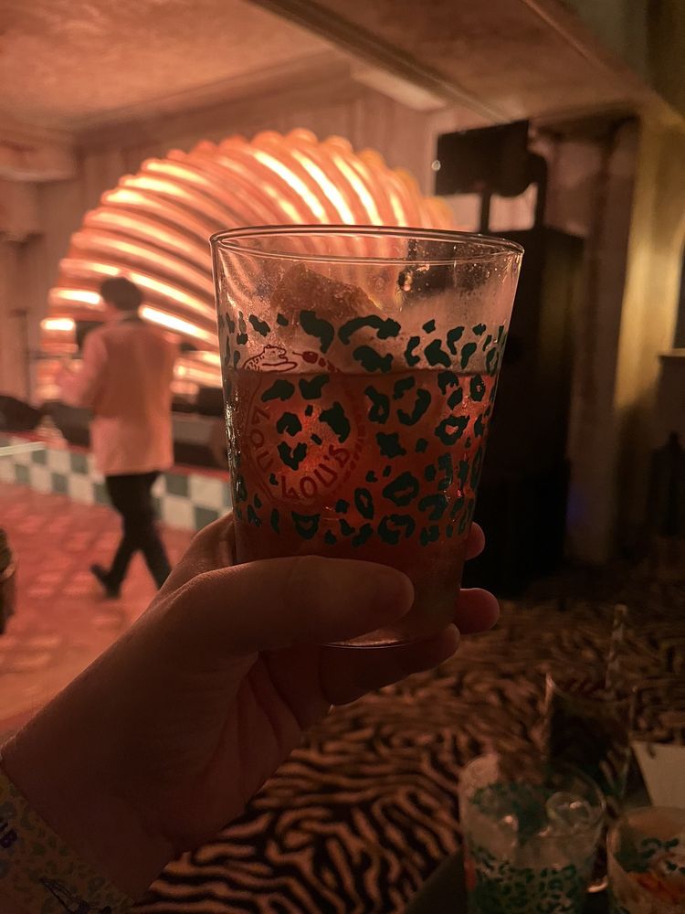 LOU LOUS JUNGLE ROOM AND SUPPER CLUB - Updated May 2024 - 80 Photos ...