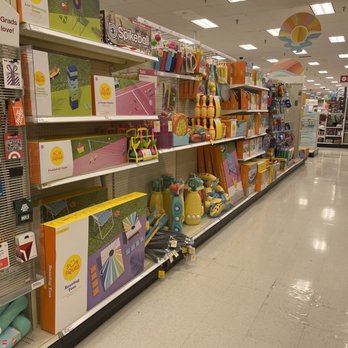 TARGET - Updated May 2025 - 377 Photos & 217 Reviews - 20200 Bloomfield ...