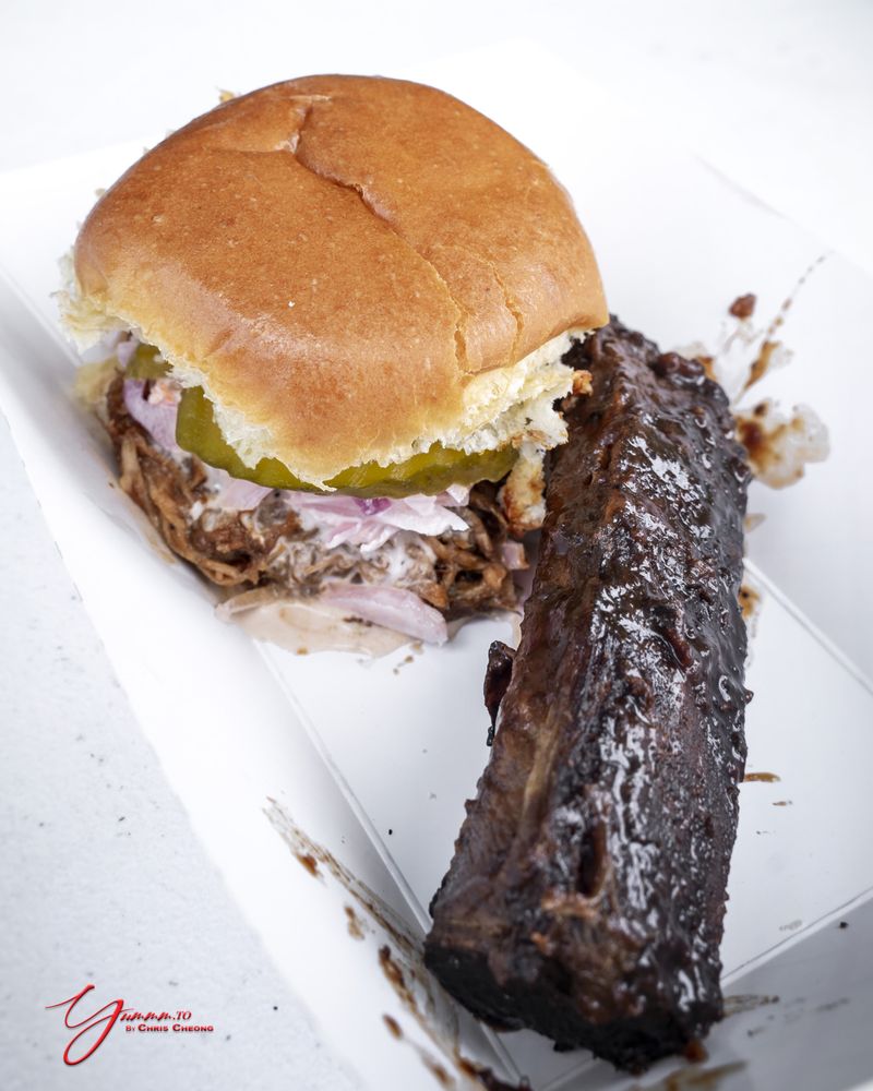 PIG OUT BBQ - Updated December 2025 - 118 Photos & 102 Reviews - 780 ...