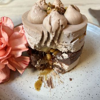 HINAR DESSERT BAR & CAFE - Updated April 2025 - 1749 Photos & 516 ...