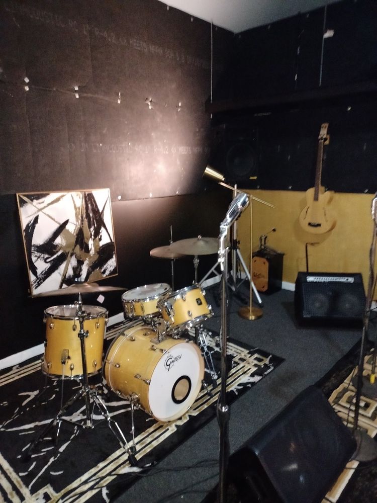 SECRET STUDIOS - Updated December 2025 - 16 Photos & 23 Reviews - 2200 ...