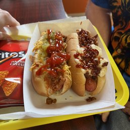 THE WACKED OUT WEINER - 31 Photos & 26 Reviews - 215 E Laurel Ave ...