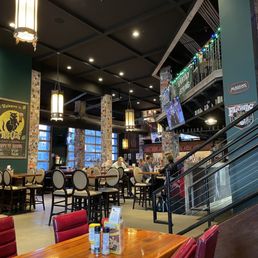 HOPCAT - Updated October 2025 - 405 Photos & 663 Reviews - 300 Grove St ...