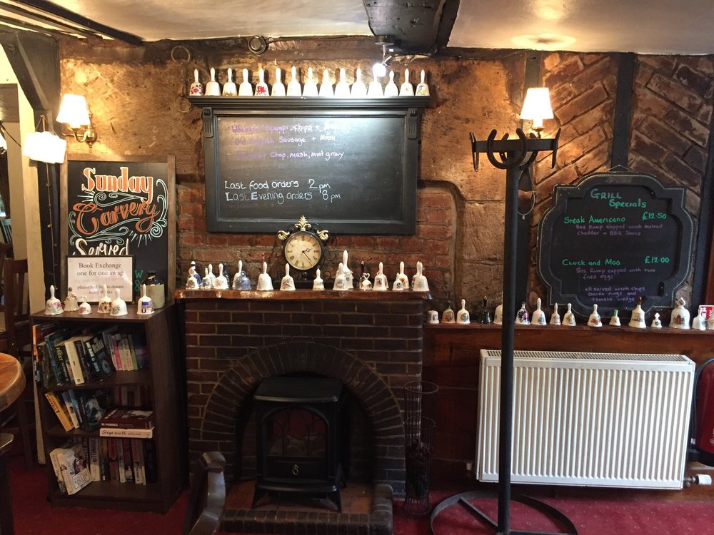 BELL INN - Updated May 2024 - Warminster, Wiltshire, United Kingdom ...