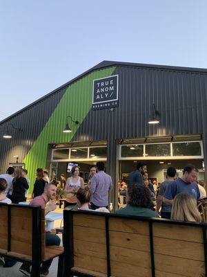 TRUE ANOMALY BREWING COMPANY - 151 Photos & 96 Reviews - 2012 Dallas St ...
