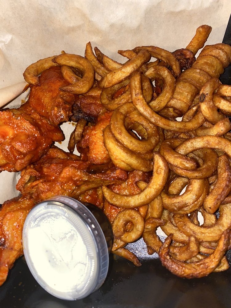 ITS JUST WINGS - Updated October 2024 - 20 Reviews - 2120 Daniels St ...