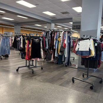 GOODWILL OF ORANGE COUNTY MARKETPLACE - Updated December 2025 - 43 ...