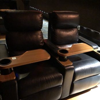 REGAL UA MIDWAY - Updated October 2024 - 172 Photos & 241 Reviews - 108 ...