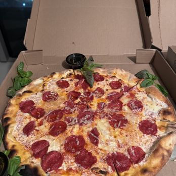 DC PIE CO - Updated January 2025 - 455 Photos & 401 Reviews - 1010 Brickell Ave, Miami, Florida ...