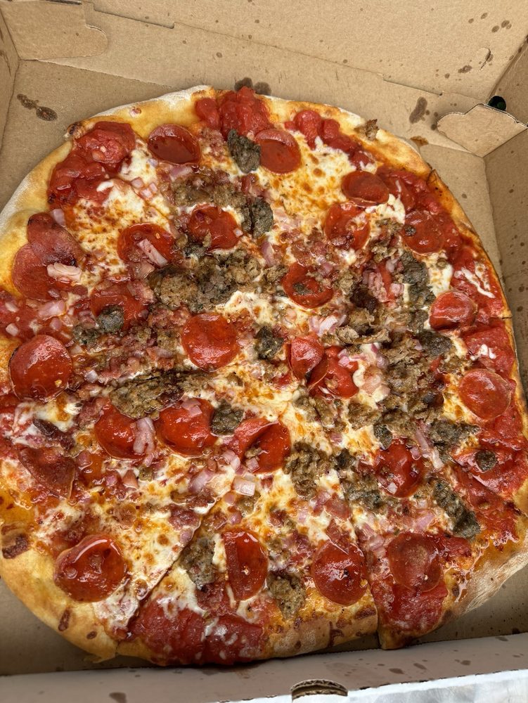 VERONICA’S BRICK OVEN PIZZA - Updated January 2026 - 64 Photos & 85 ...