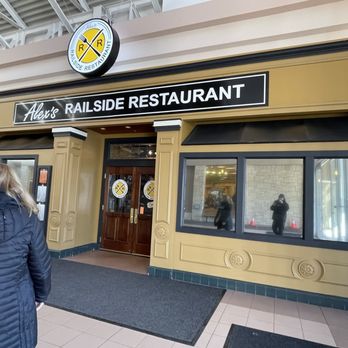 ALEX’S RAILSIDE RESTURANT - Updated September 2025 - 23 Photos & 12 ...