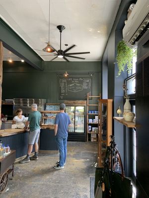 CAFE WREN - Updated April 2026 - 38 Photos & 31 Reviews - 611 Broad St ...