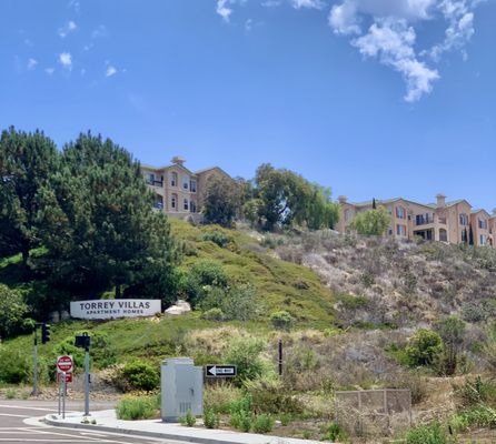 TORREY VILLAS APARTMENT HOMES - 64 Photos & 167 Reviews - 11100 Vista Sorrento Pkwy, San Diego ...
