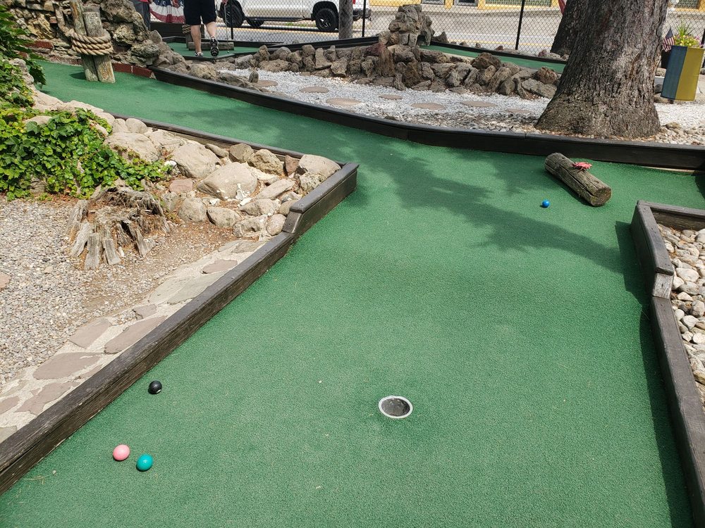 PARKSIDE PINES - Updated December 2025 - 27 Photos - 4383 Culver Rd ...