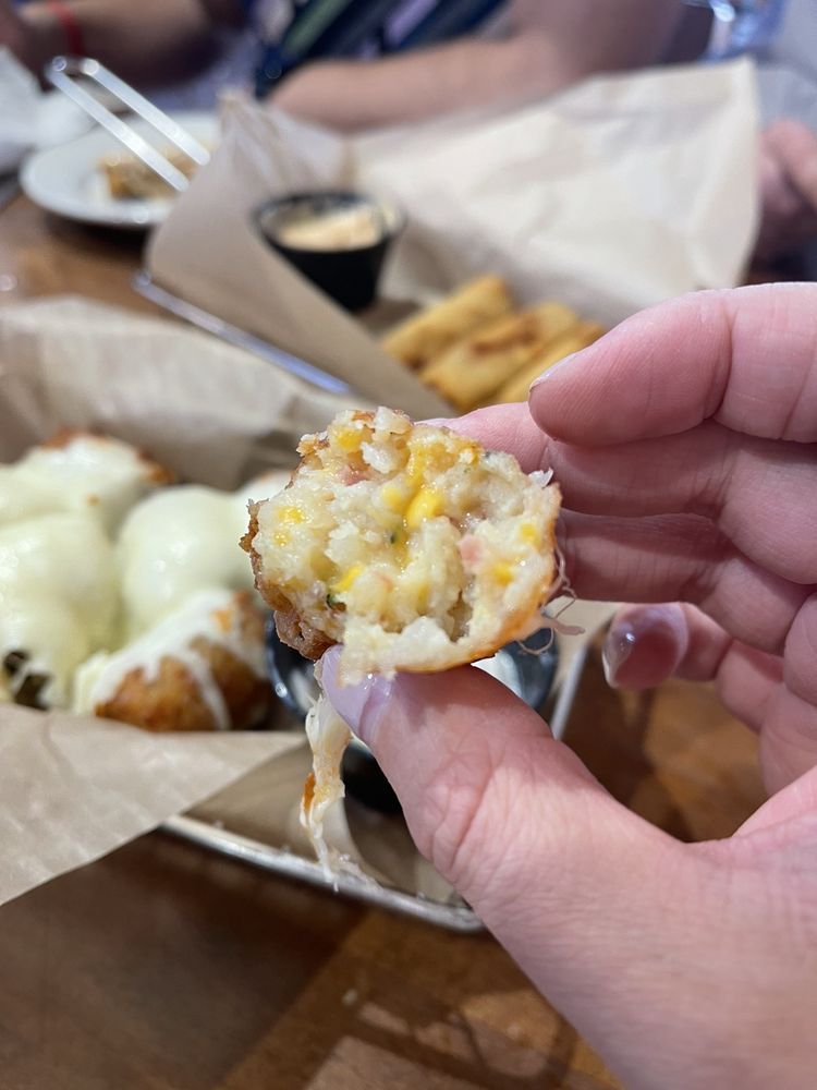 HARVEST TAP & TABLE - 129 Photos & 149 Reviews - 2685 Gar Hwy, Swansea ...