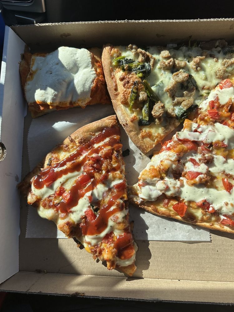 VIA PIZZA - Updated June 2026 - 20 Photos & 79 Reviews - 205 Main St ...
