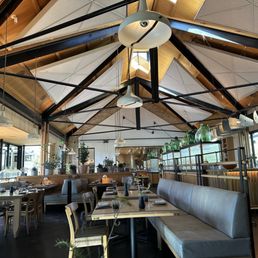 BEAR AT STANLY RANCH - Updated October 2025 - 1042 Photos & 256 Reviews ...