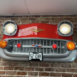 LUCKY’S DRIVE-IN - Updated May 2025 - 267 Photos & 129 Reviews - 2565 ...