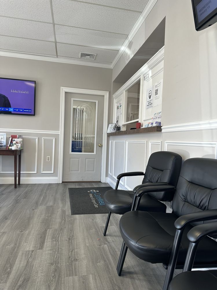 CAREMED PRIMARY & URGENT CARE - Updated December 2025 - 13 Photos & 11 ...