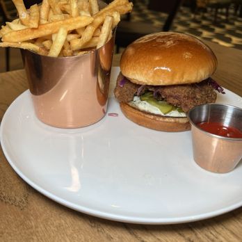 MARCUS LIVE! BAR & GRILLE - Updated June 2024 - 224 Photos & 31 Reviews ...