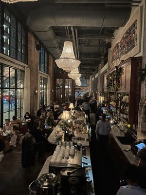 FOX BAR - Updated December 2025 - 229 Photos & 103 Reviews - 113-125 N ...