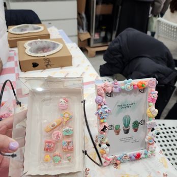 MONSTER DIY STUDIO - Updated June 2024 - 108 Photos & 28 Reviews - 136 ...