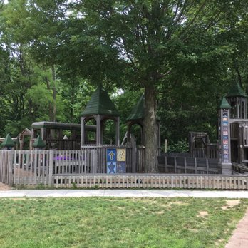 ELLIS PARK - Updated January 2026 - 22 Photos - 600 E Main St, Danville ...