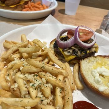 MONSOON BURGER - Updated July 2024 - 717 Photos & 741 Reviews - 4740 ...