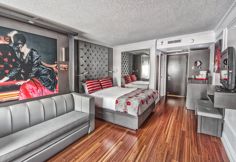 HÔTEL PLAZA QUÉBEC - 33 Photos & 21 Reviews - 3031 Boulevard Laurier ...