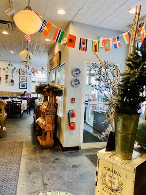 GLOBE MARKET - 142 Photos & 153 Reviews - 762 Elmwood Ave, Buffalo, New ...