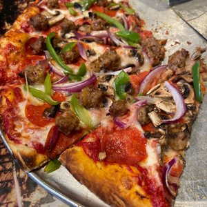 TRACKSIDE PIZZA - 105 Photos & 246 Reviews - Pizza - 201 N Meridian ...