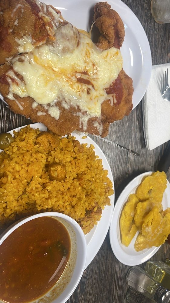 EL OBRERO - Updated July 2024 - Calle Robles 273, San Juan, Puerto Rico ...