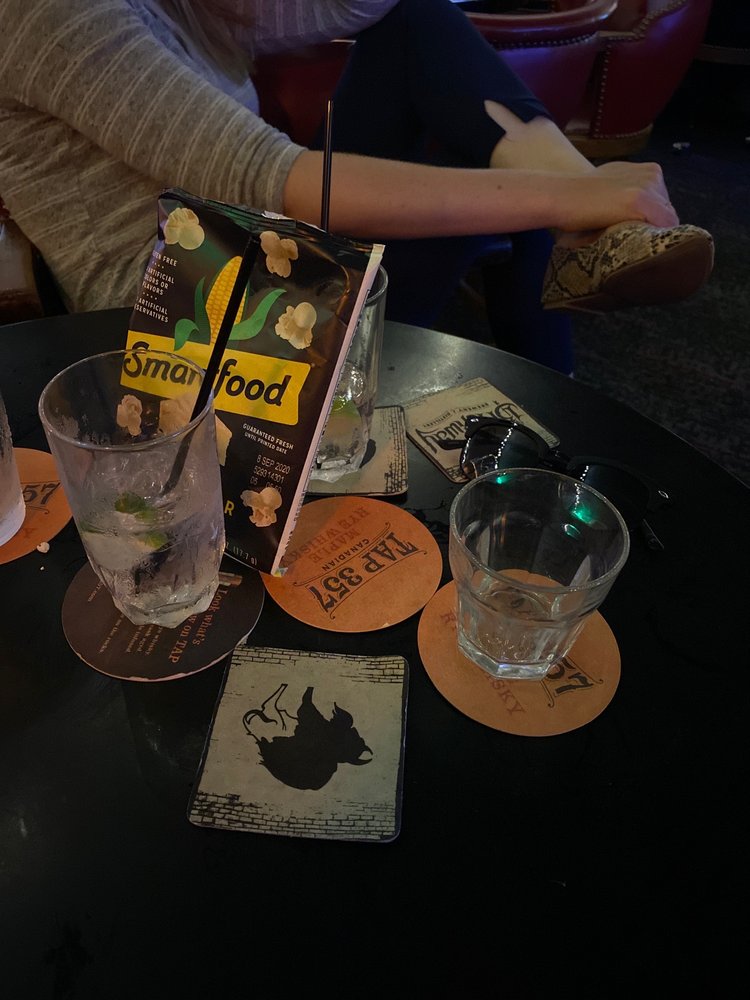 INTERLUDE COCKTAIL LOUNGE - Updated June 2024 - 12 Photos & 22 Reviews ...