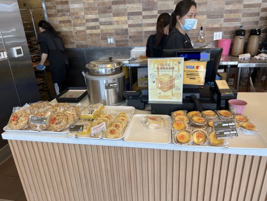 SHENG KEE BAKERY - Updated June 2024 - 109 Photos & 37 Reviews - 13700 ...