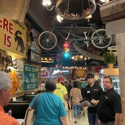 FLAT CREEK - Updated July 2025 - 63 Photos & 61 Reviews - 215 S E St ...