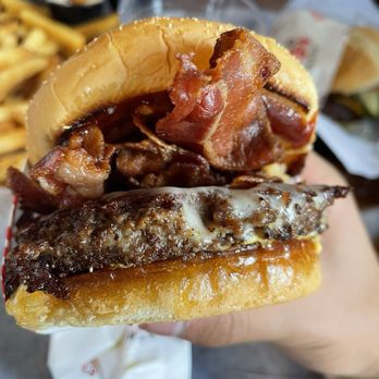 KILLER BURGER HOLLYWOOD - Updated June 2025 - 367 Photos & 926 Reviews ...