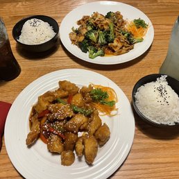 WILD GOJI REVOLVING SUSHI & BAR - Updated October 2025 - 2056 Photos ...