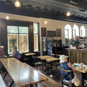 BLOC COFFEE COMPANY - Updated July 2024 - 198 Photos & 164 Reviews ...