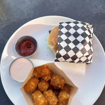 THE HALL ON OCCIDENTAL - Updated January 2026 - 39 Photos & 22 Reviews ...