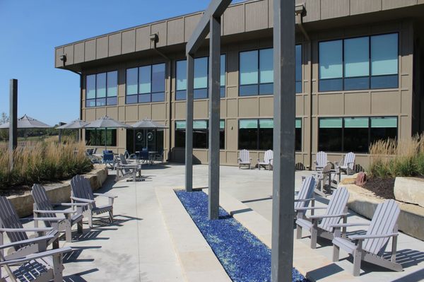 THE JAYHAWK CLUB - Updated December 2025 - 11 Photos - 1809 Birdie Way ...