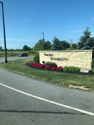 NIAGARA UNIVERSITY - 114 Photos - 5795 Lewiston Rd, Niagara University ...