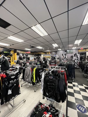 CYCLE GEAR - Updated June 2026 - 52 Photos & 103 Reviews - 630 Nordahl ...
