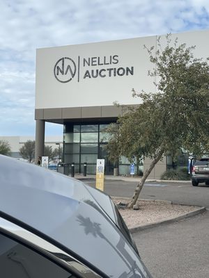 NELLIS AUCTION - Updated July 2024 - 33 Photos & 101 Reviews - 1402 S 40th Ave, Phoenix, Arizona ...