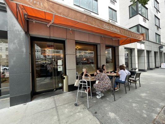 SANT AMBROEUS COFFEE BAR AT HANLEY - Updated July 2024 - 62 Photos & 41 ...