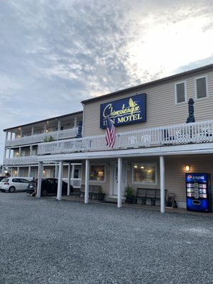 CHINCOTEAGUE INN - 95 Photos & 27 Reviews - Hotels - 4417 Deep Hole Rd ...