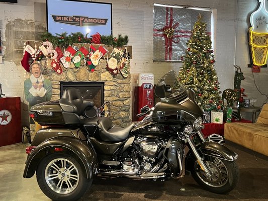 MIKE’S FAMOUS HARLEY-DAVIDSON - Updated October 2025 - 86 Photos & 37 ...