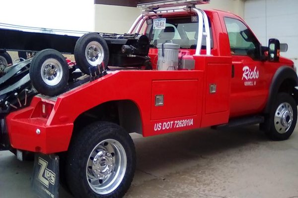 RICK’S TOWING & WRECKER SERVICE - Updated October 2025 - 12 Photos & 14 ...