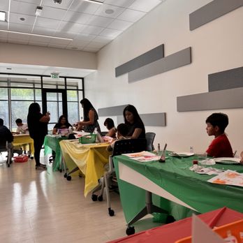 WEST PEARLAND LIBRARY - Updated September 2025 - 130 Photos & 35 ...