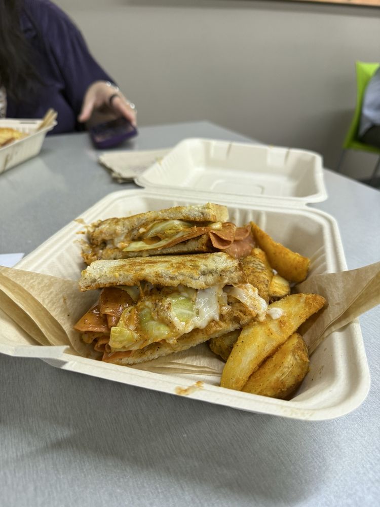 FRESHMART - Updated September 2025 - Carolina Commercial Park, Carolina ...