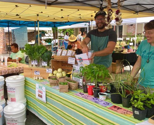 THE CORNER FARMERS MARKET - Updated January 2025 - 36 Photos - 2105 W ...